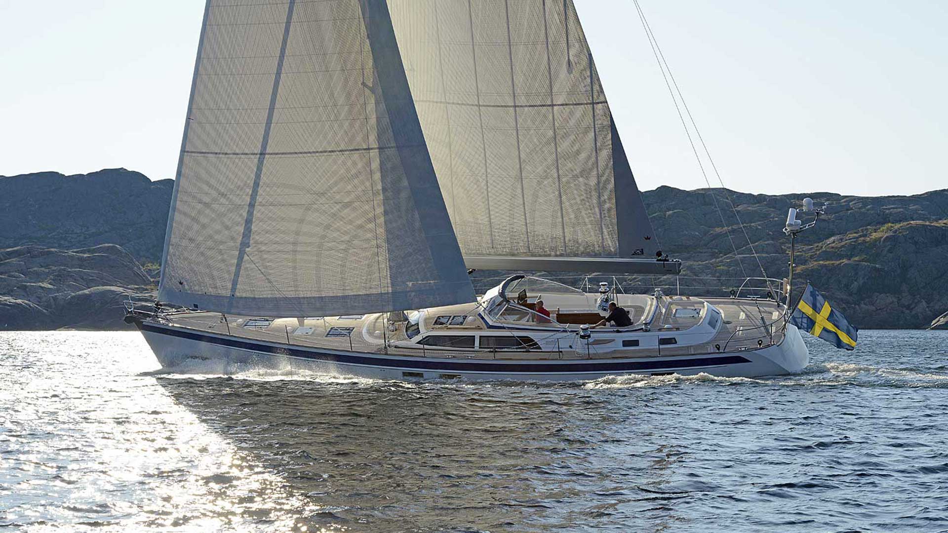 Hallberg Rassy 64 Super Yacht | German Frers Naval Engineering
